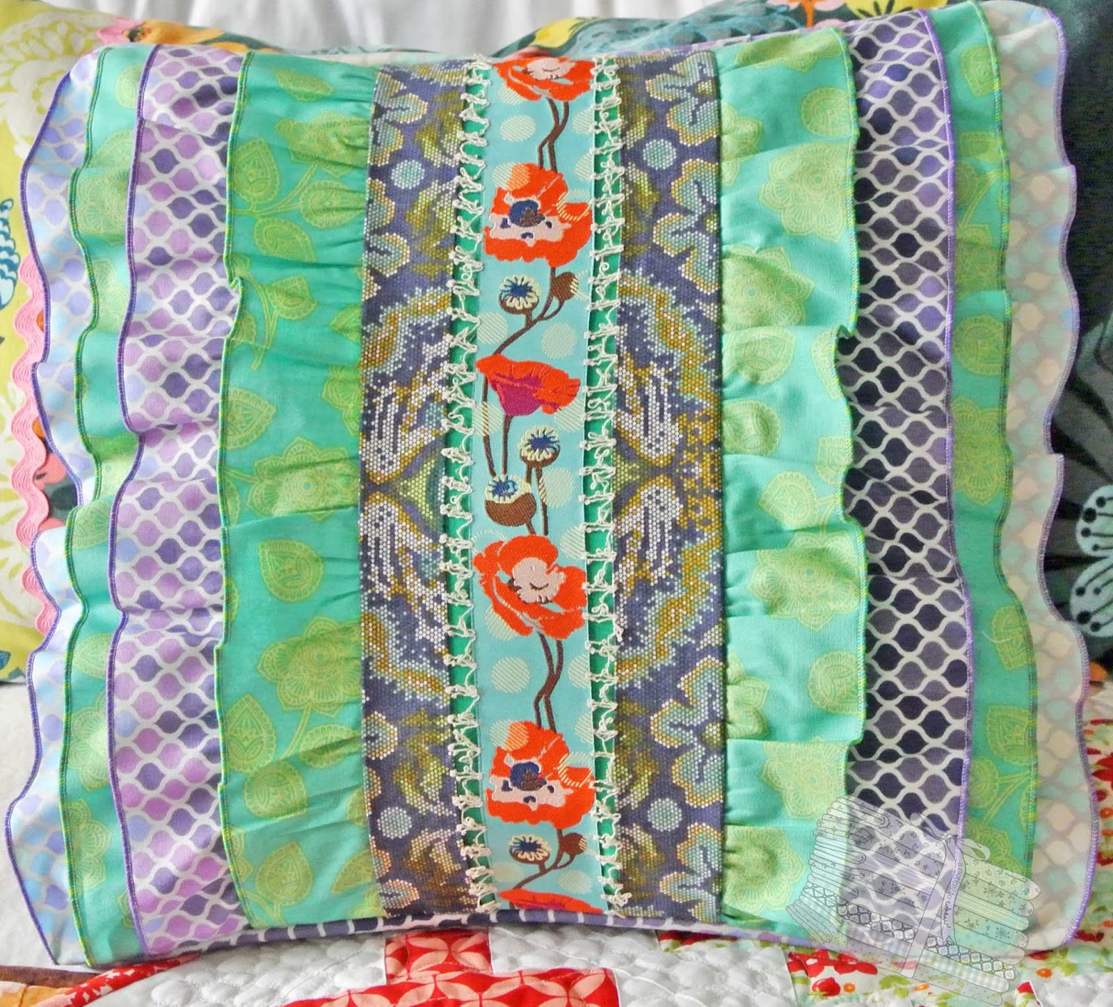 Serger Ruffled Pillow – A Notion to Sew