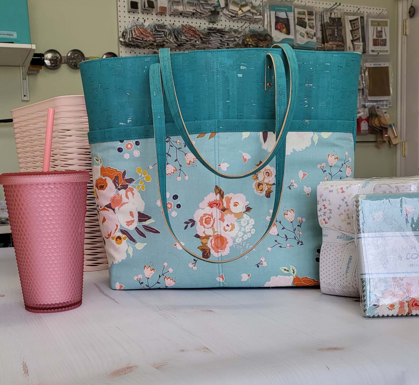 The Miranda Tote – A Notion to Sew